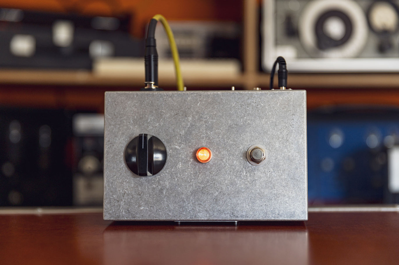 Soundgas: Classic & Vintage Recording Gear, Effects & Instruments